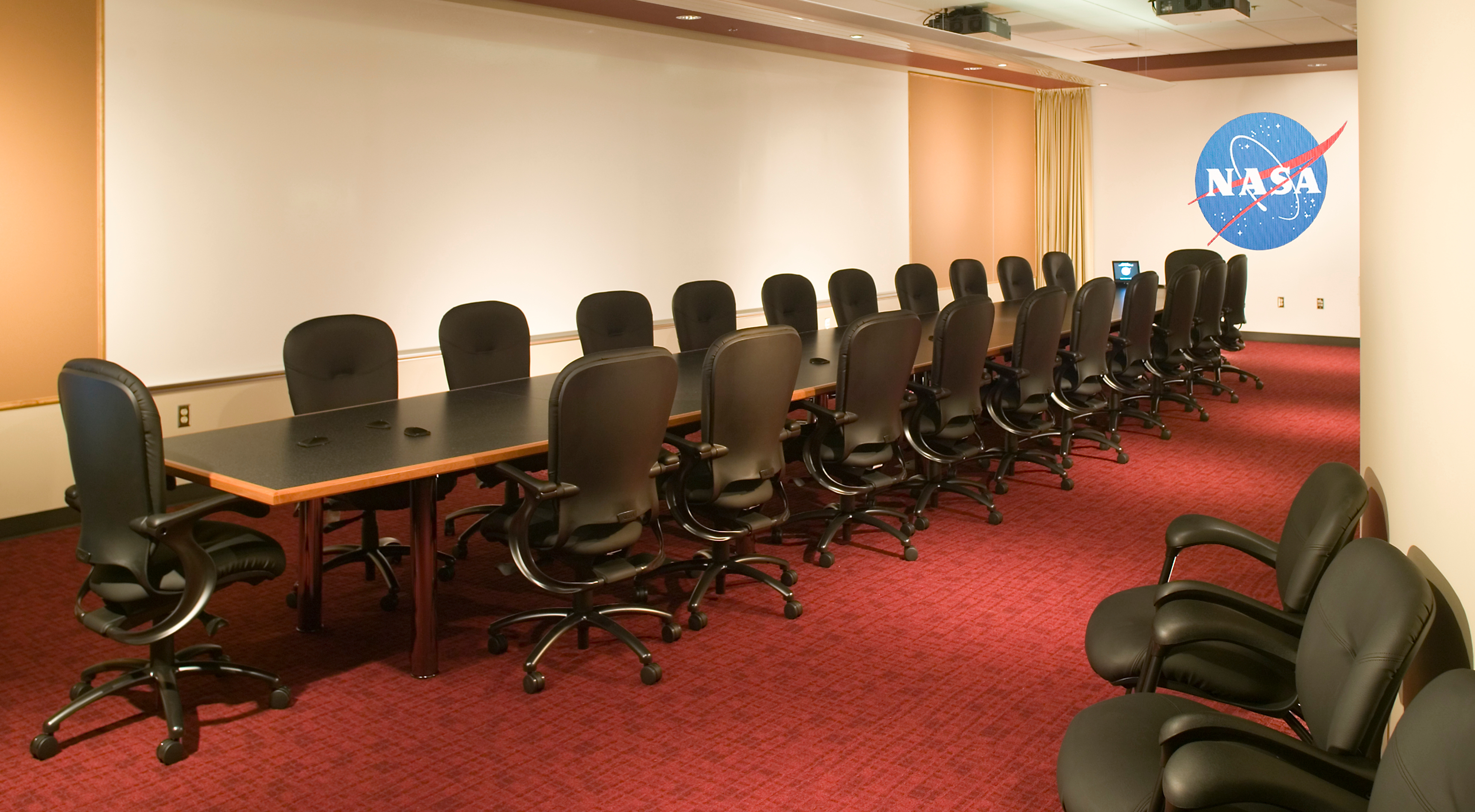 NASA Office Building 4600 | TMP